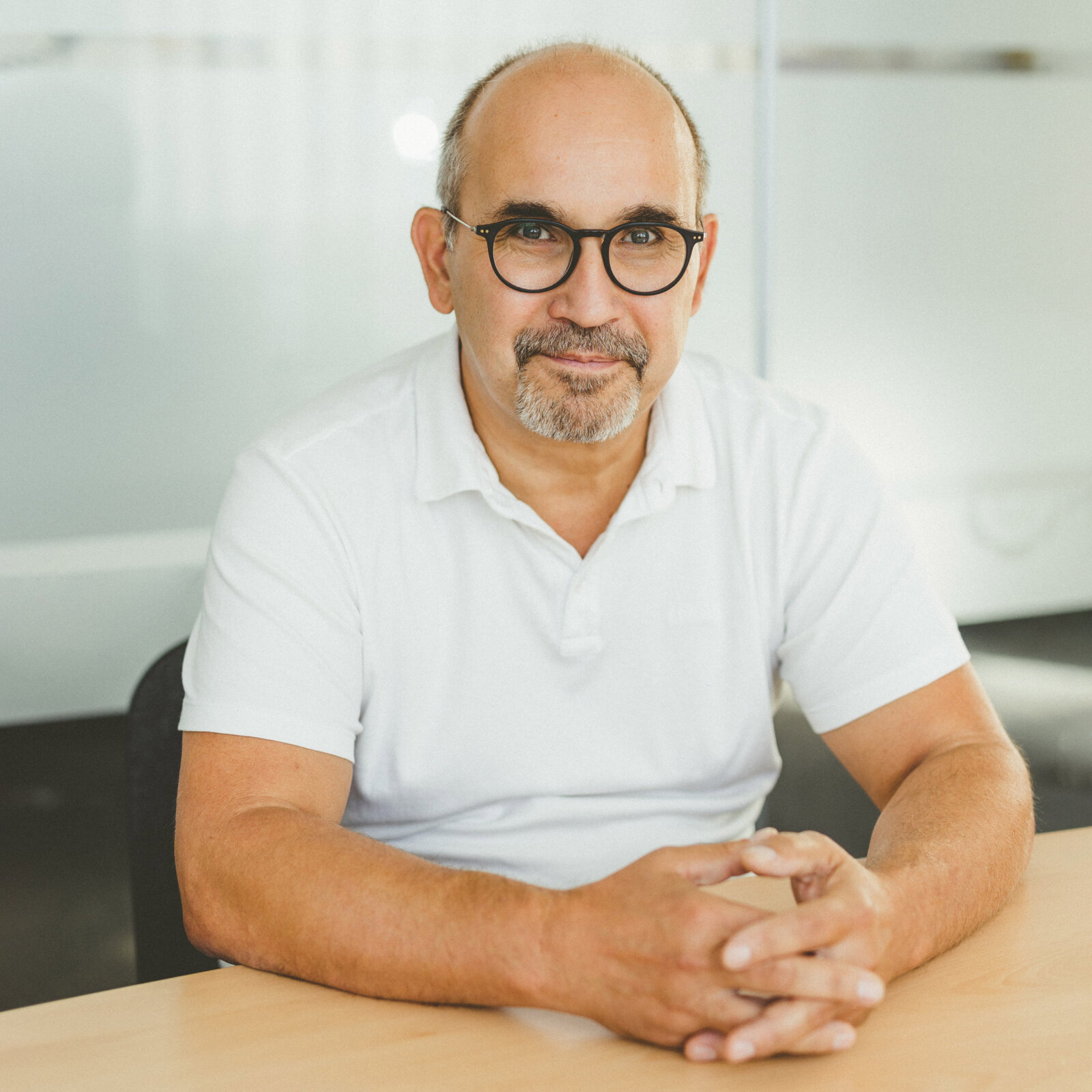 bip technology - Kontakt